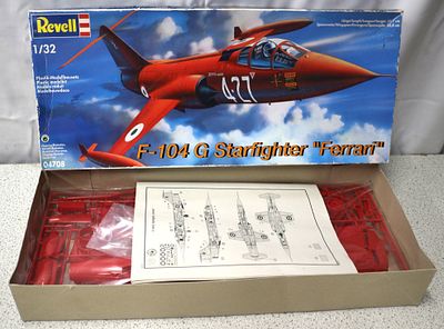 Lot 44 - Revell F-104 G Starfighter 'Ferrari' Plasti... | Golden Auctions