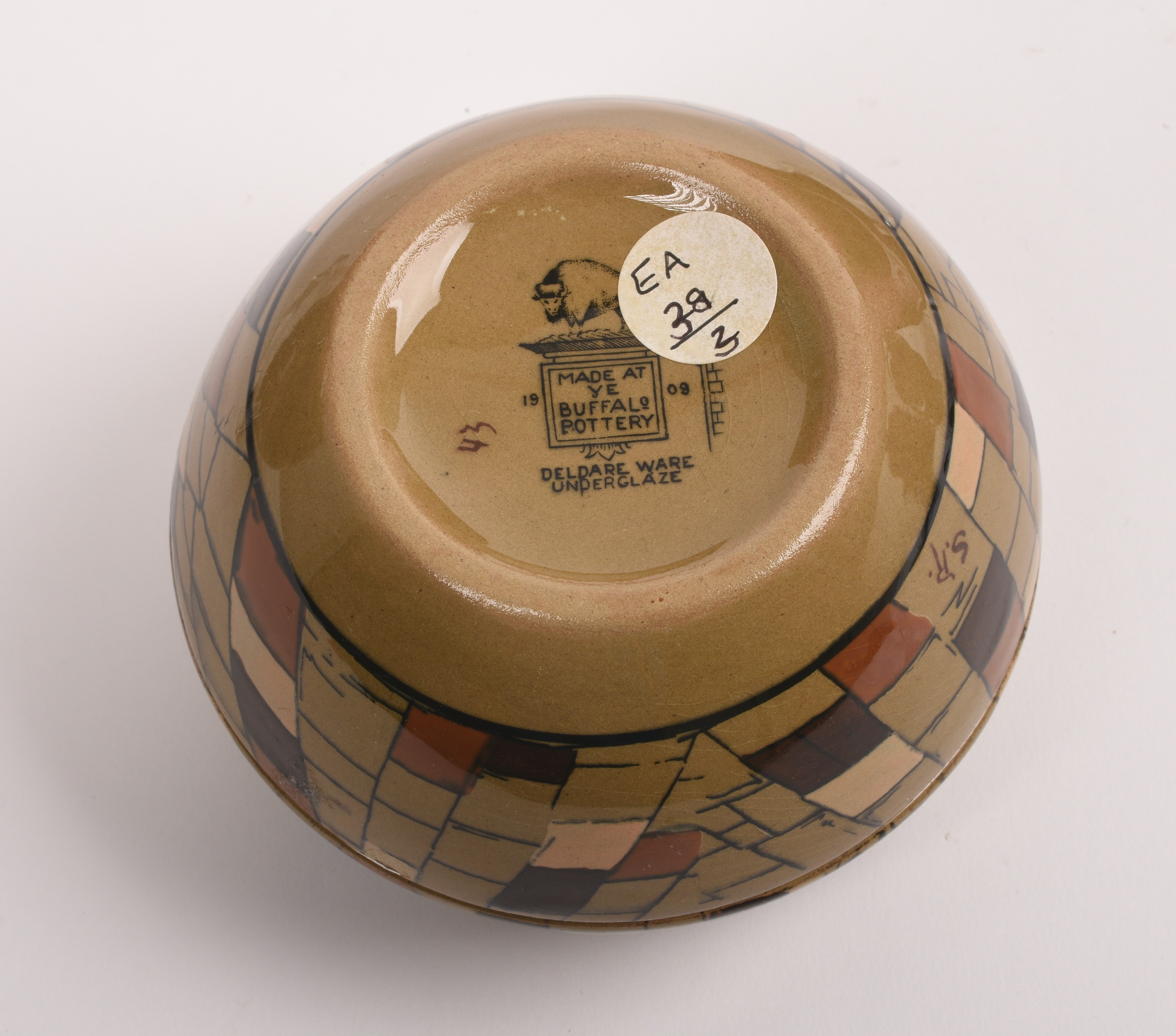 Lot 137 - Buffalo Pottery Deldare Ware Table Items | Goose Pond Auction