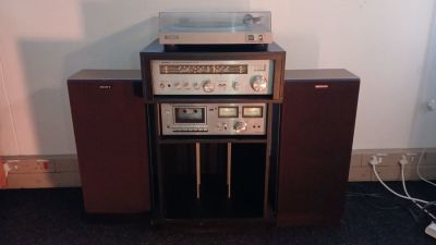 Lot 86 – Retro Component Sony Hi-Fi with Radio, Cassette and Record ...