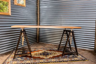 Lot 11 – Trestle Tafel – Adjustable Trestle Table – Grand Oak Auctions