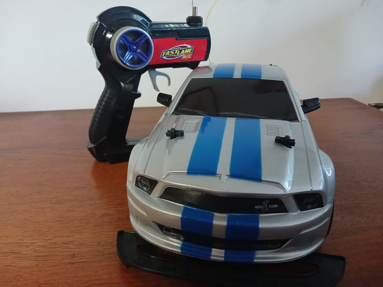 Lot 181 - REDUCED: Fast Lane RC Mustang GT - Untested - Grand Oak Auctions