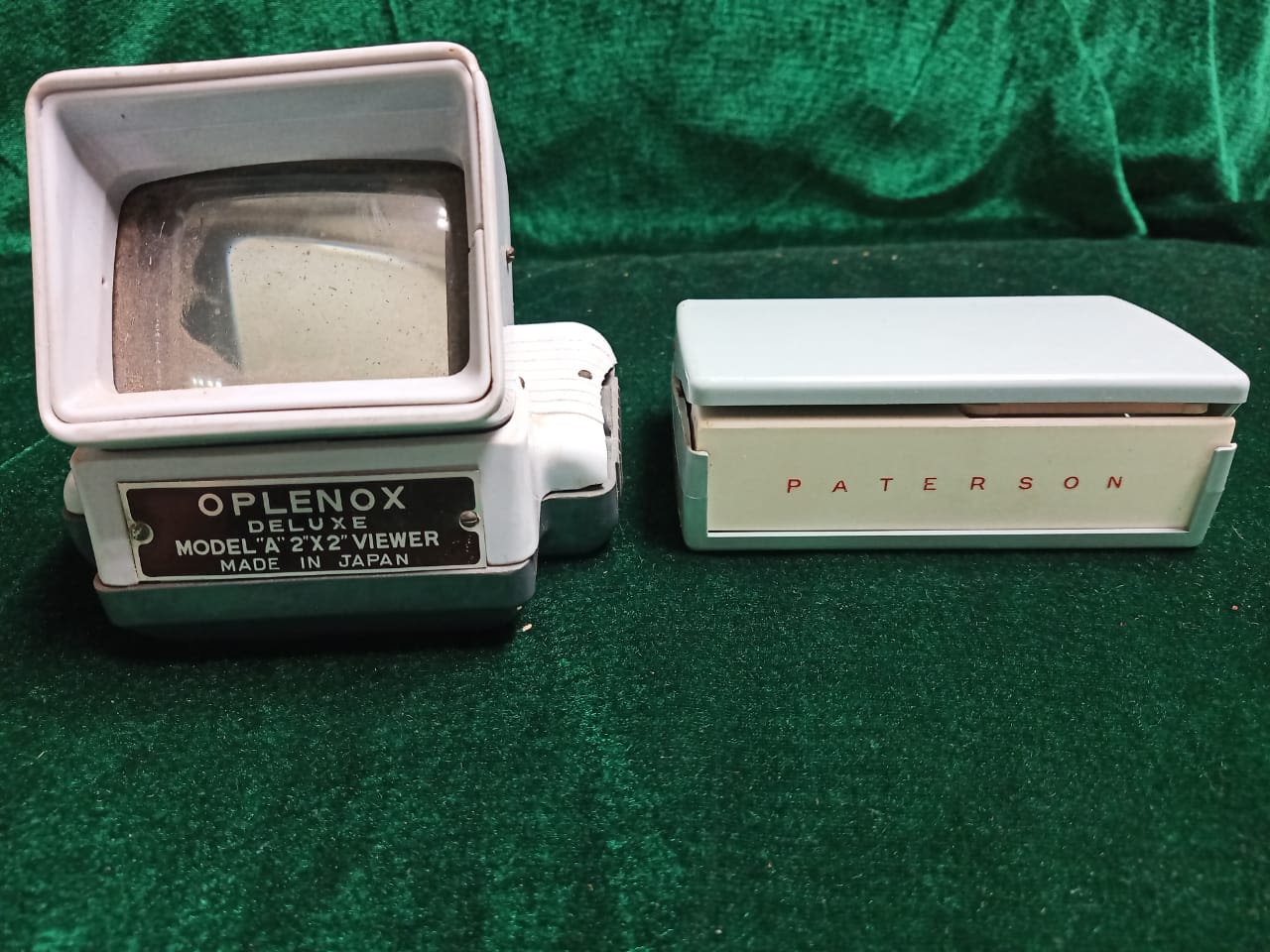 Lot 51 - Two Vintage Slide Viewers (Paterson and Oplenox) - Grand Oak ...