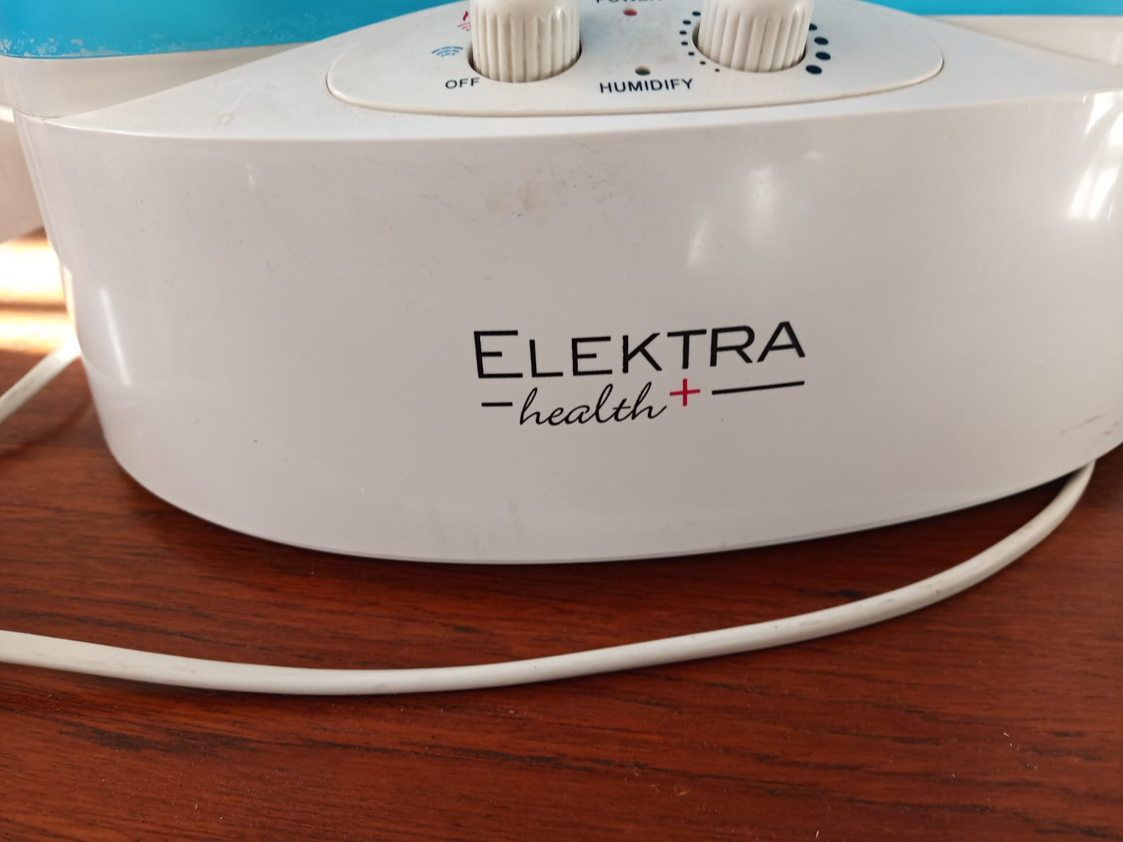 Lot 75 – Elektra Health Humidifier – Grand Oak Auctions