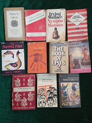 Lot 186 – B24 Variety Book Bundle (11) – Grand Oak Auctions