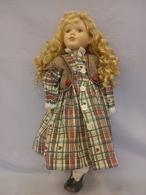 Lot 155 – Porcelain/Cloth Doll – Grand Oak Auctions