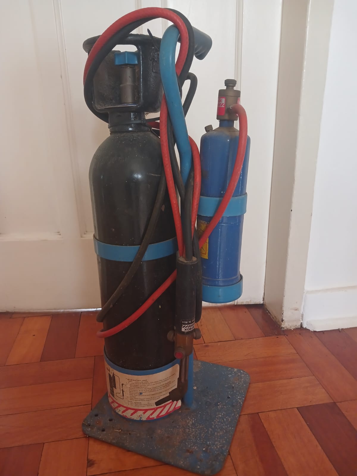 Lot 81 – Oxygen & Acetylene Tanks with Welding Torch, Hoses, Regulators ...