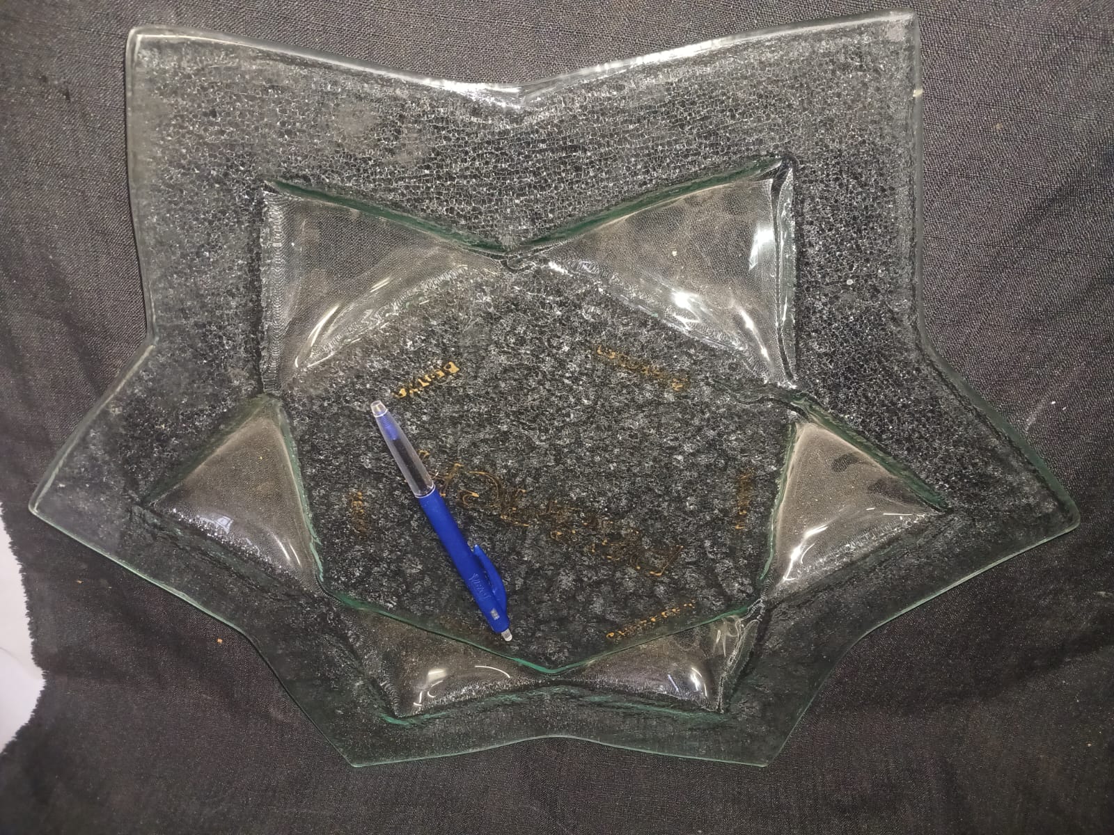 Lot 66 - Slumped Glass Seder Plate - Grand Oak Auctions