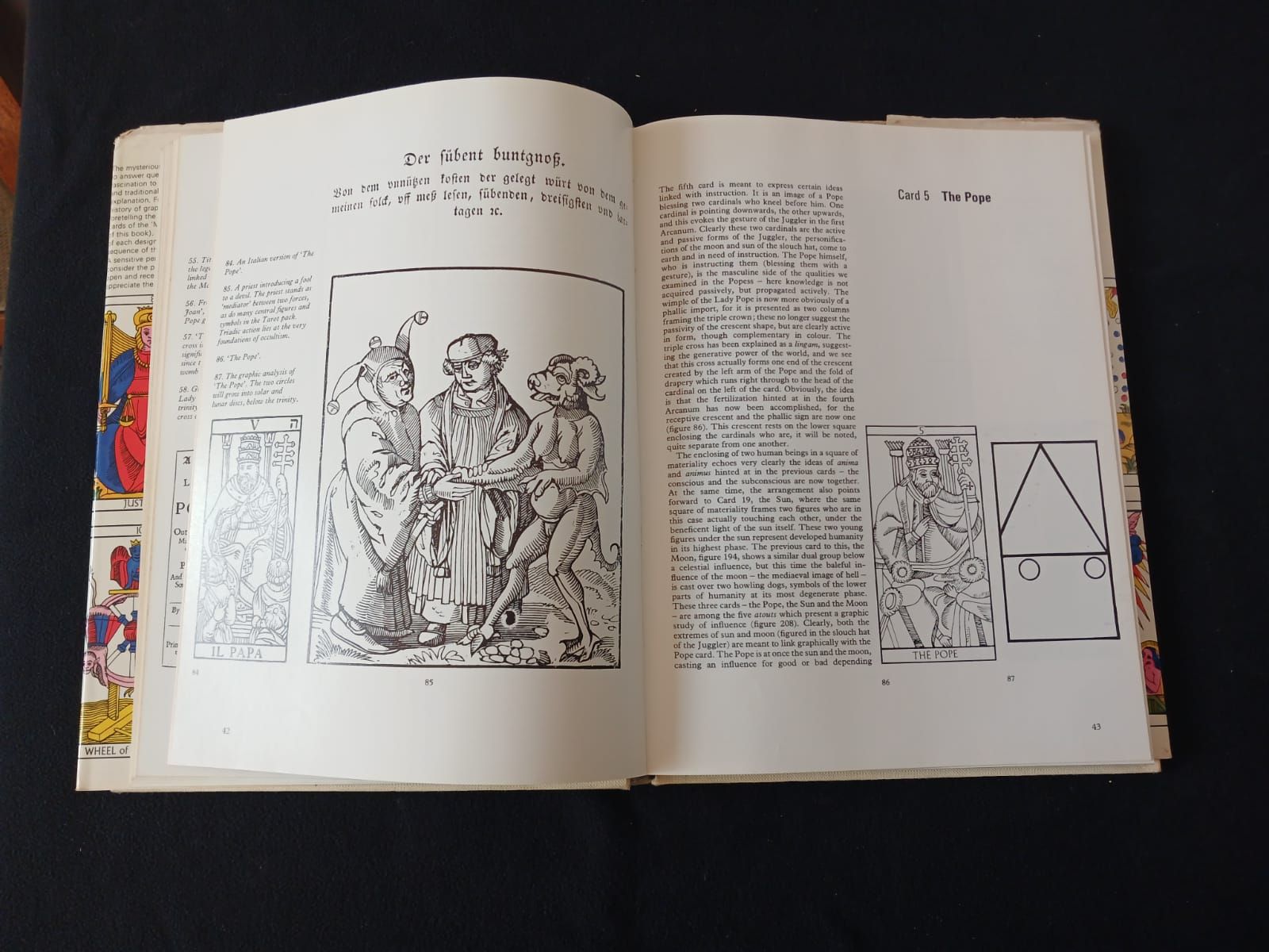 Lot 53 - The Book of Tarot by Fred Gettings - Vintage 1973, Hardcover ...