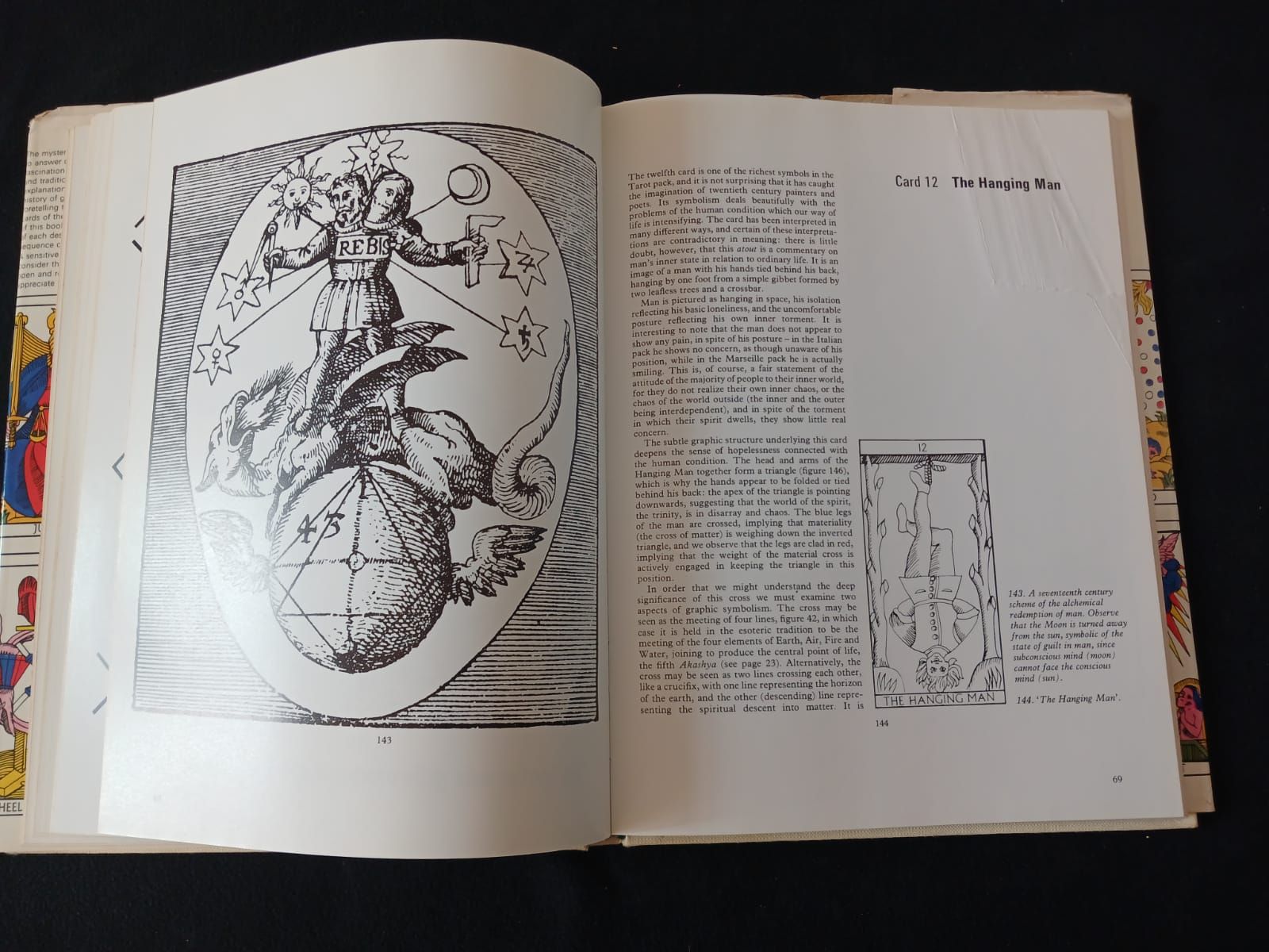 Lot 53 - The Book of Tarot by Fred Gettings - Vintage 1973, Hardcover ...