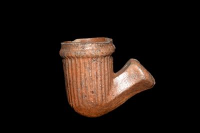 Lot 448 - 1800's Tavern Pipe | Heartland Artifact Auctions