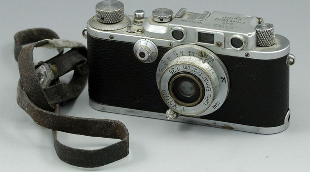 Bidspirit auction | An old Leica camera