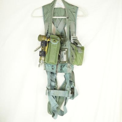Lot 186 – US Fighter Pilots Survival Bailout Harness – Karlan's Arms ...