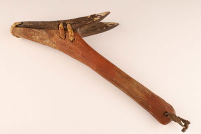 Lot 427 - Alaskan Inuit Wood Carved Hand Tool / Hoe - Kavanagh Auctions