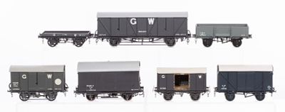 Lot 238 - Lawrence Scale Models Model Train O Scale Car Assortment ...
