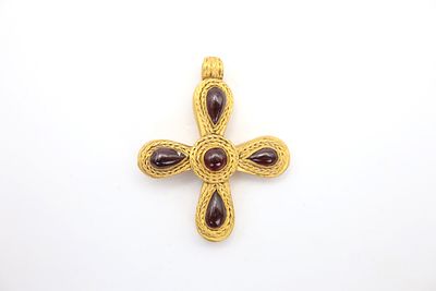 Lot 234 – Late Medieval Gold Cross Pendant, Circa 15en-17en Century AD ...