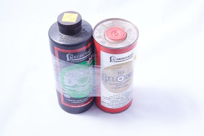 Lot 332 - 2 OF RELOADING POWDER, ONE ALLIANT GREEN DOT AND ONE HERCULES ...