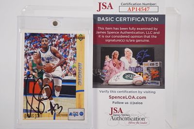 Lot 67 - Dennis Scott No. 3 Autographed Trading Card Orlando Magic w ...