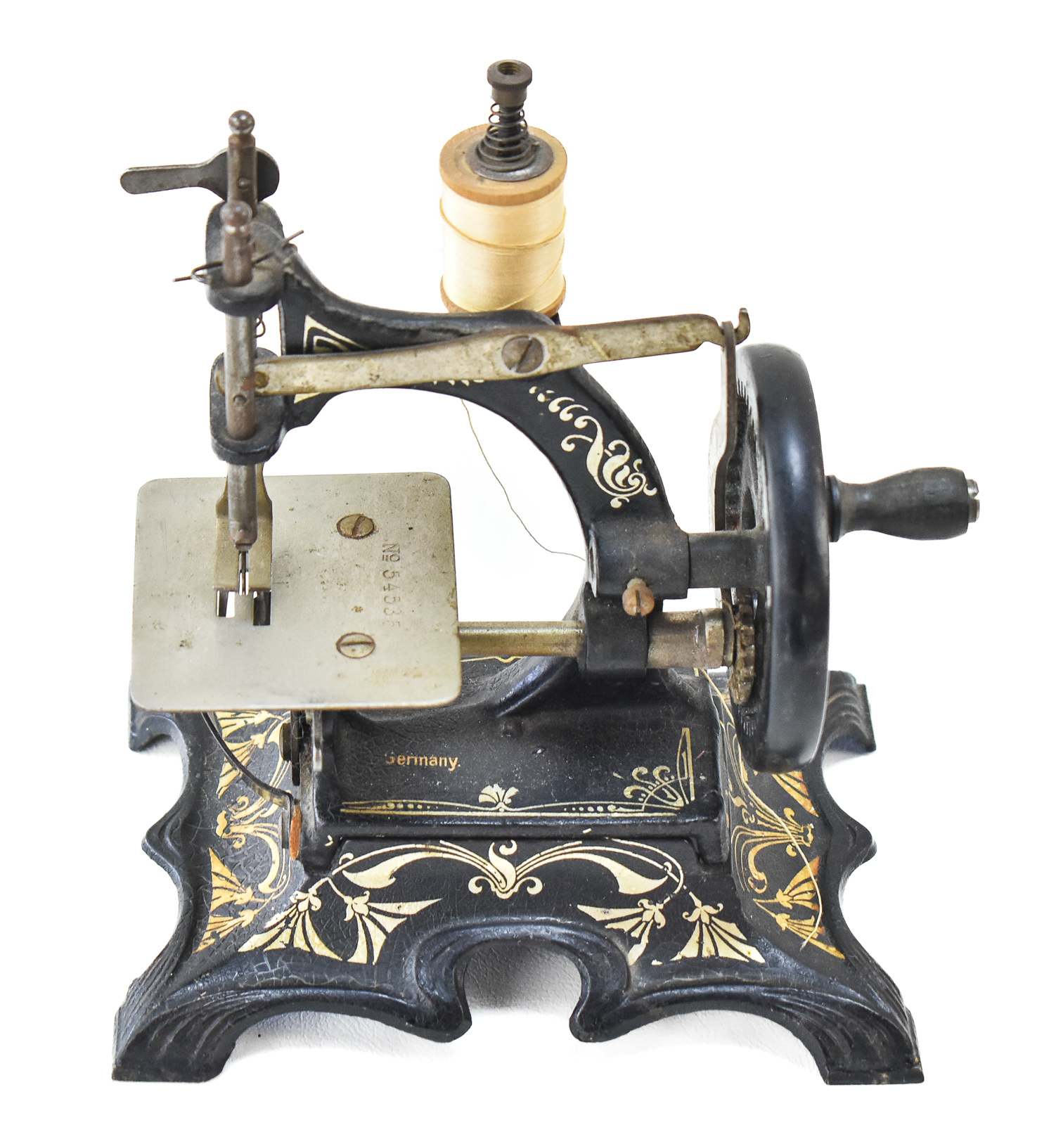 Lot 393 - F.W. MULLER TOY SEWING MACHINE MODEL 20; 1881-1910 | McLaren ...