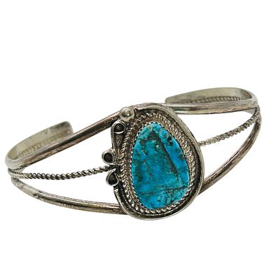 Lot 300 - Donovan Nez Navajo Sterling Kingman Turquoise Cuff | Retro ...