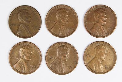 Lot 104 - (2) LINCOLN CENT SETS | R. Howard Collectible Auctions