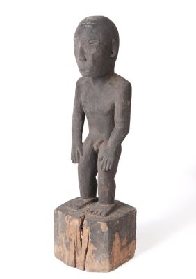 Lot 235 – Tall Ifugao Standing Bulul Rice Deity, Hapao – Scollard Auctions