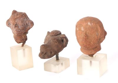 Lot 140 – Three Maya Pottery Heads, 600-900 AD – Scollard Auctions
