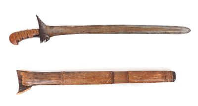 Lot 65 – Straight Moro Kris Sword w/Rattan Skin Scabbard – Scollard ...