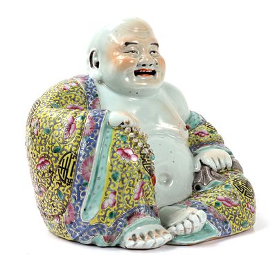 Lot 282 – Chinese Republic Period Porcelain Famille Rose Buddha ...