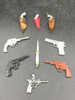 Lot 132 - Antique Mini Guns | Seminole Estate Auctions