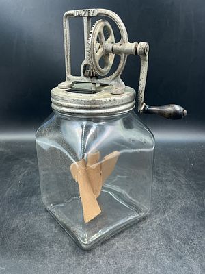 Lot 28 - Daisy Churn | Seminole Estate Auctions