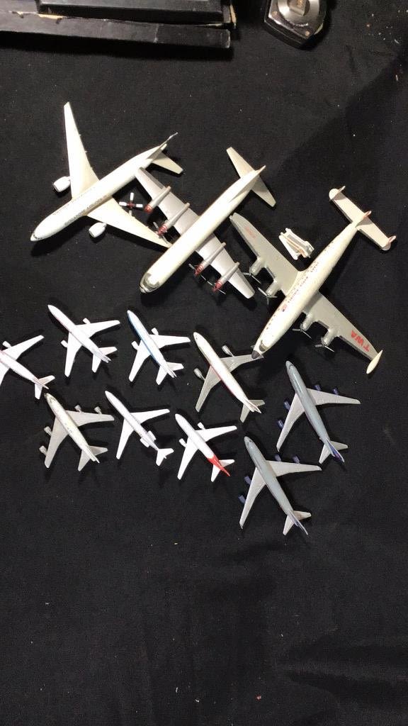 Lot 167 - Vintage Airplane Models & 9 Metal Airplanes Each wonderful ...