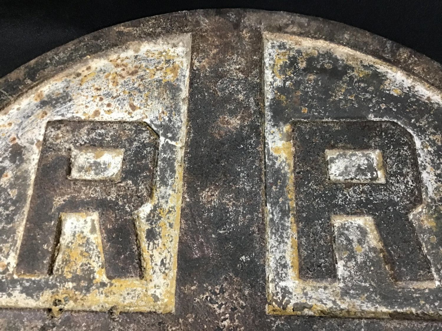 Lot 1 - Vintage Cast iron railroad sign, Measures 24 Inches, weight 75 ...