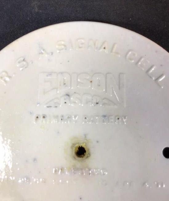 Lot 110 - Edison Primary Battery Railroad Porcelain Cap Chip Left side ...