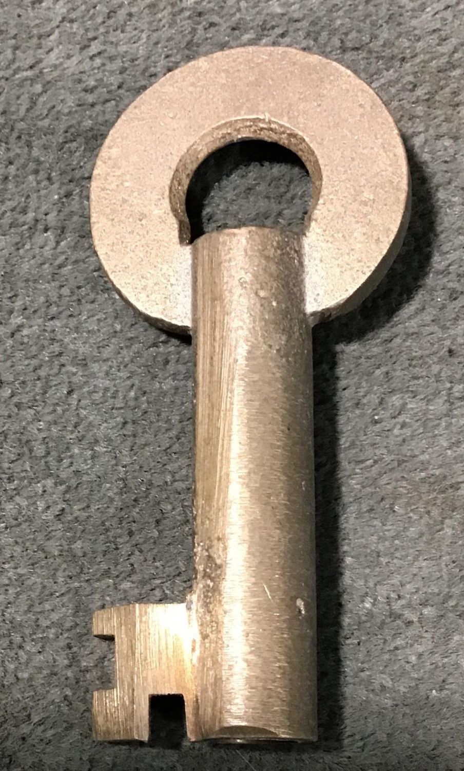 Lot 212 - S A L RR Key . | The Lodge Auction House