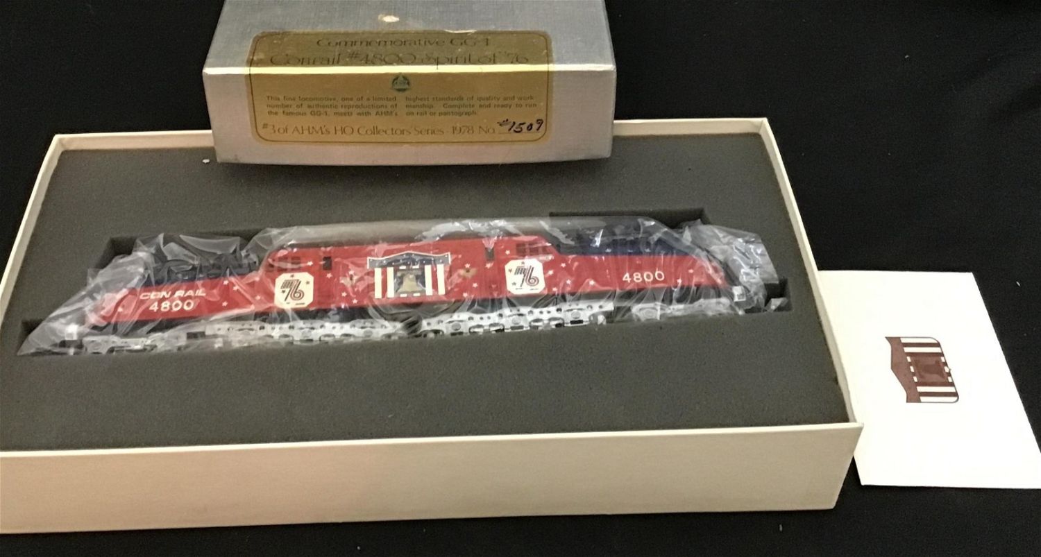 Lot 181 - AHM HO Scale Collectors Series Commemorative GG-1 Conrail ...