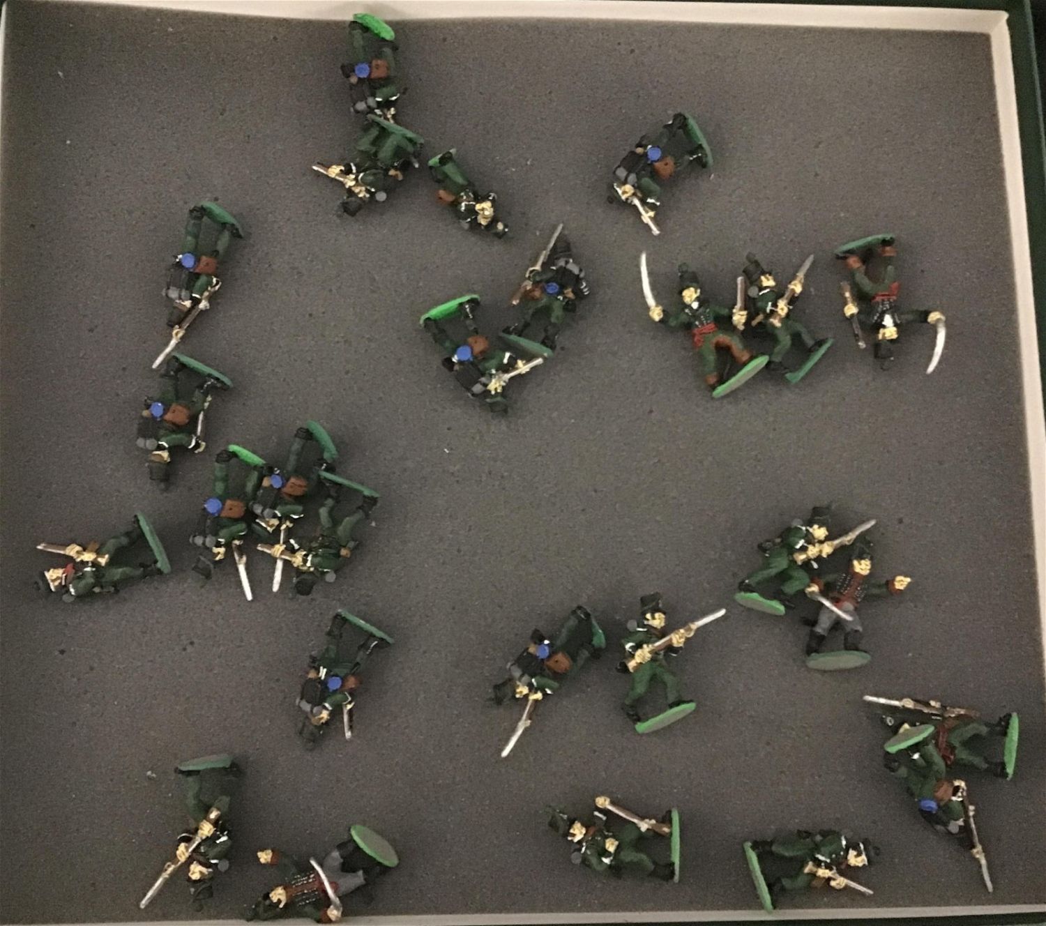 Lot 246 - Sharpe SR1 Sharpes Rifles Miniature Soldiers . | The Lodge ...
