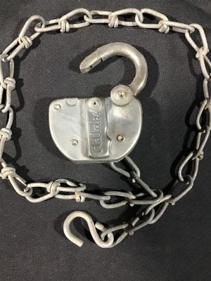 Lot 26 - CSS & SB Railroad Padlock . | The Lodge Auction House
