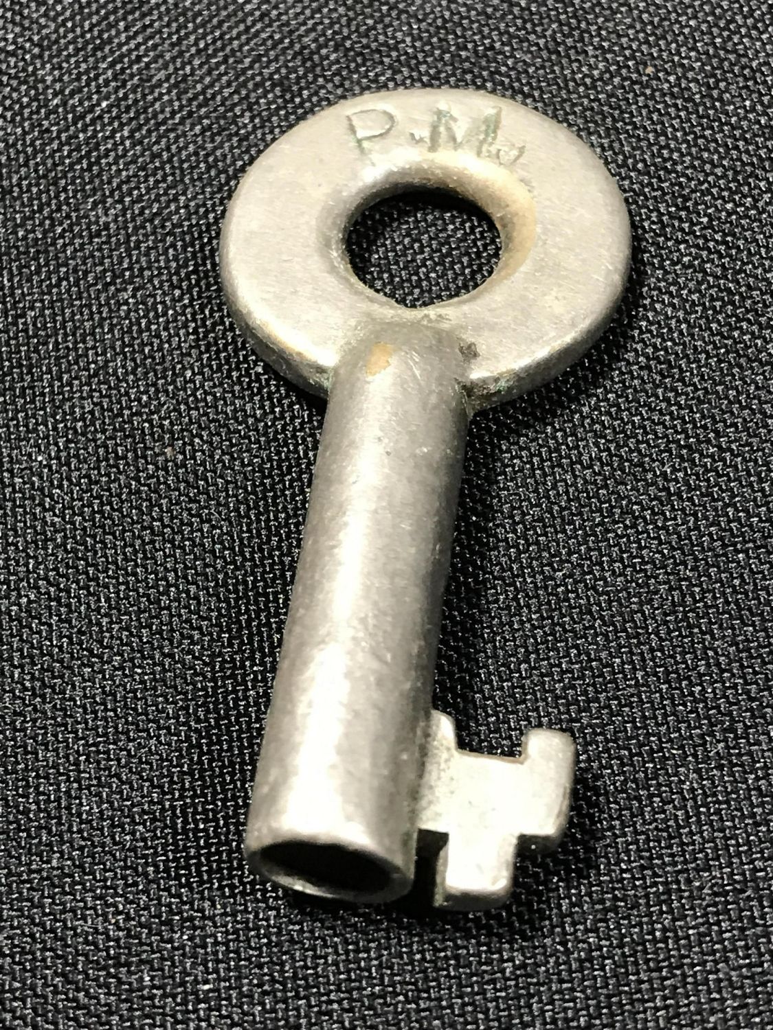 Lot 101 - PM Padlock Key Pere Marquette Railway | The Lodge Auction House