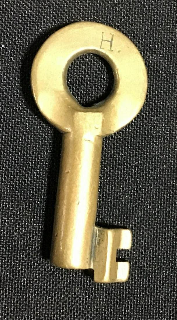 Lot 10 - NYCS Railroad Key NY Central System | The Lodge Auction House