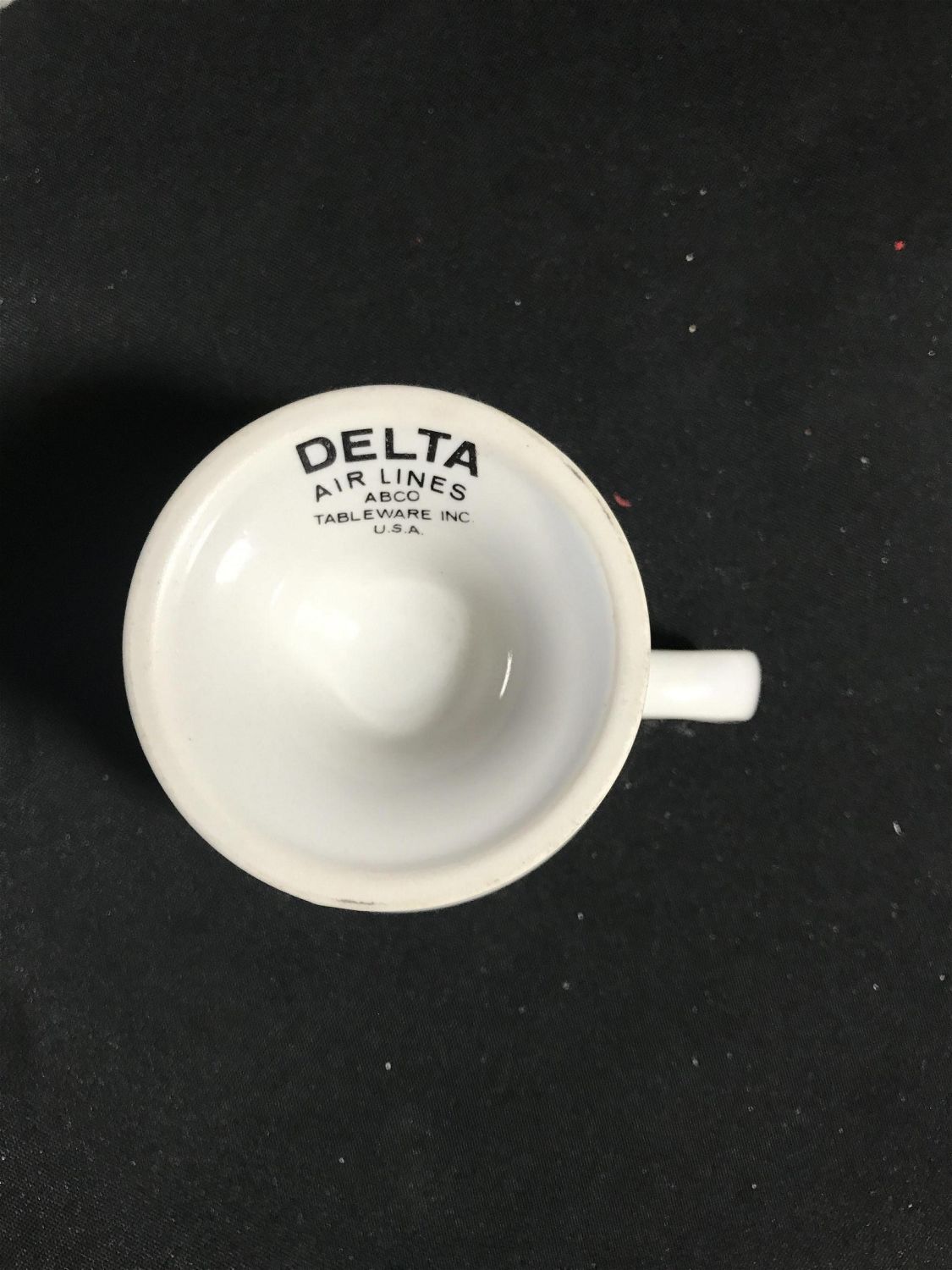 Lot 93 - Delta Air Lines Coffee Cups (6) with 5 Saucers Delta Air Lines ...