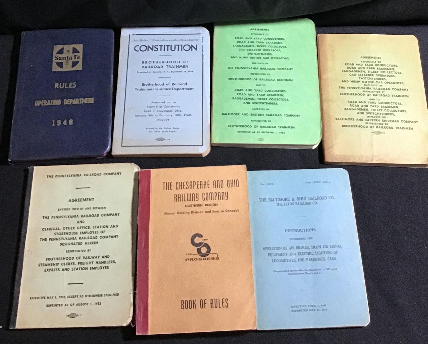 Lot 261 - Railroad Rules & Regulations Booklets Santa Fe Broadway ...