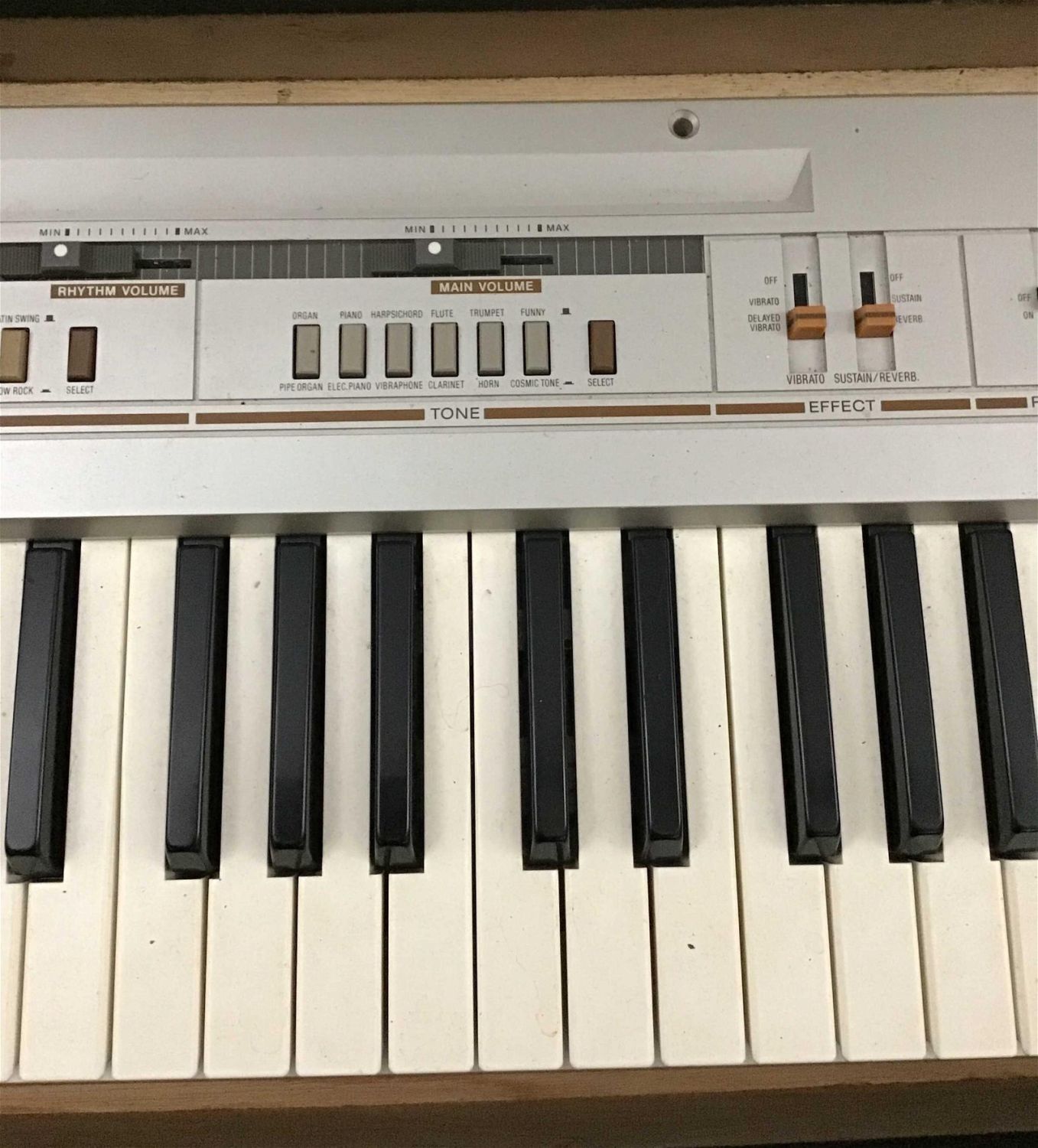 Lot 12 – Casio Keyboard Casiotone Ct 310 Electronic Musical Instrument ...