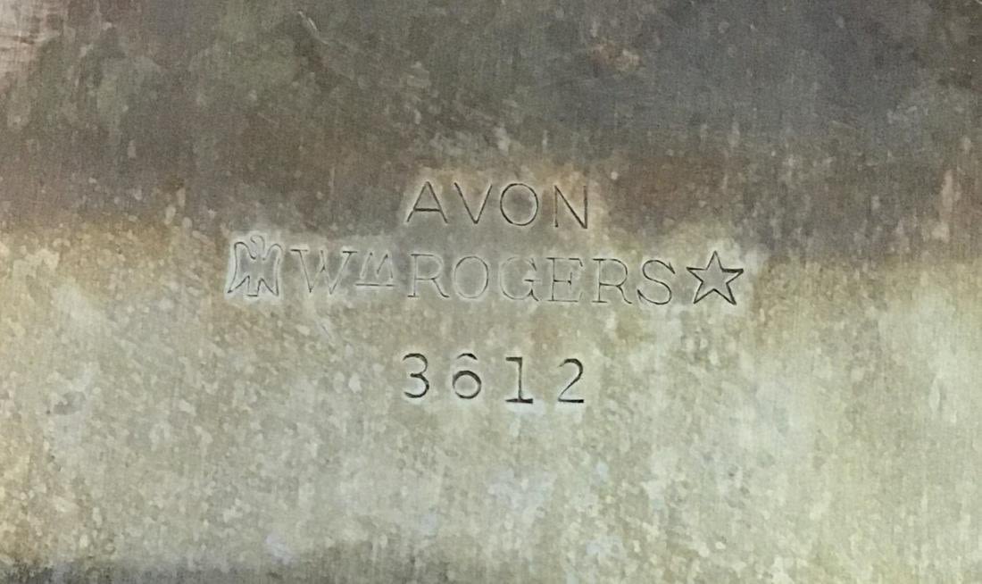 Lot 125 - WM Rogers AVON & Reed & Barton Serving Platters | The Lodge ...