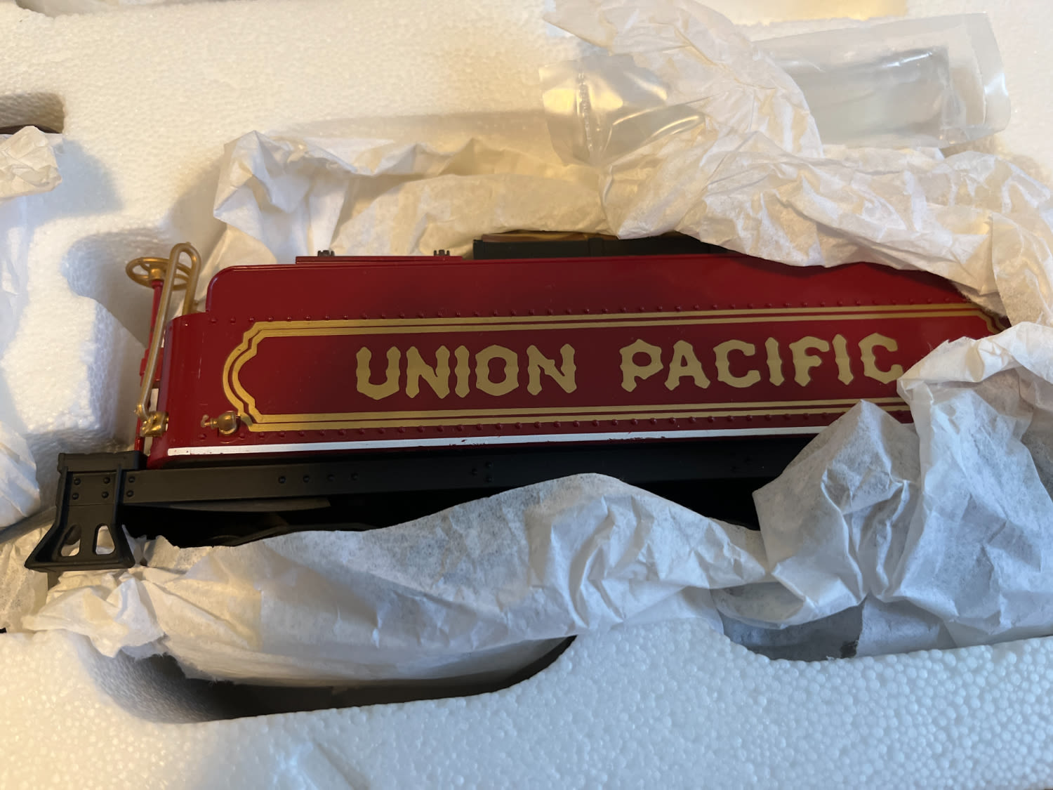 Lot 6 – Bachmann Big Haulers Prairie Flyer Set – The Lodge Auction House