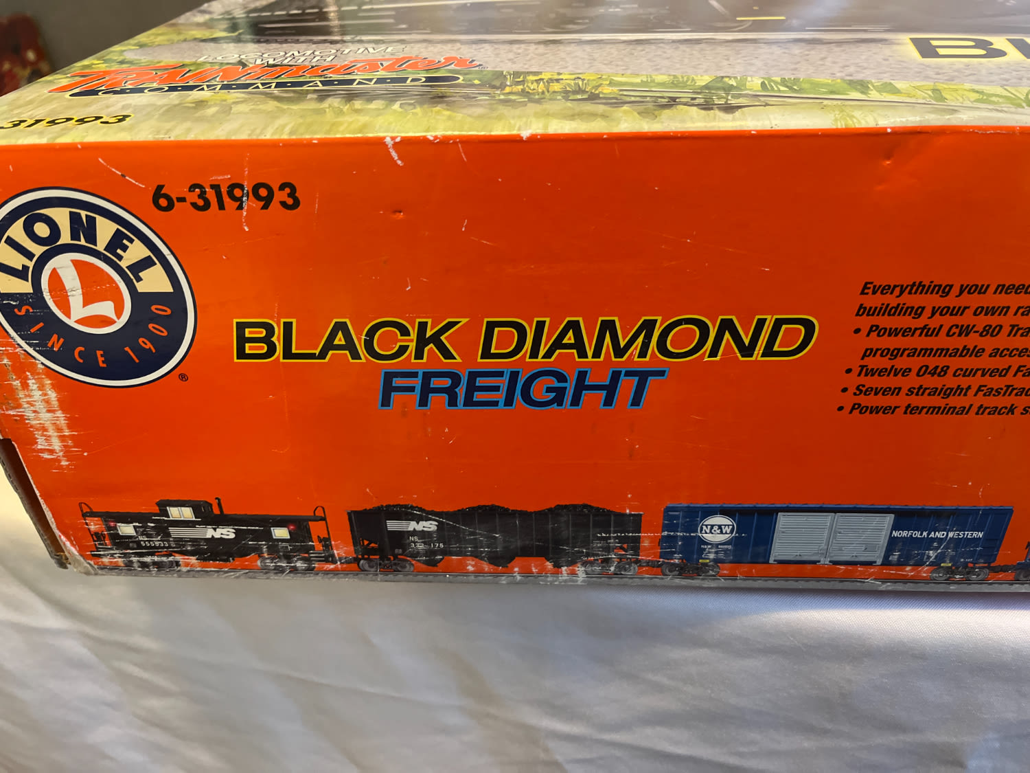Lot 7 - Lionel Black Diamond Freight Set | The Lodge Auction House