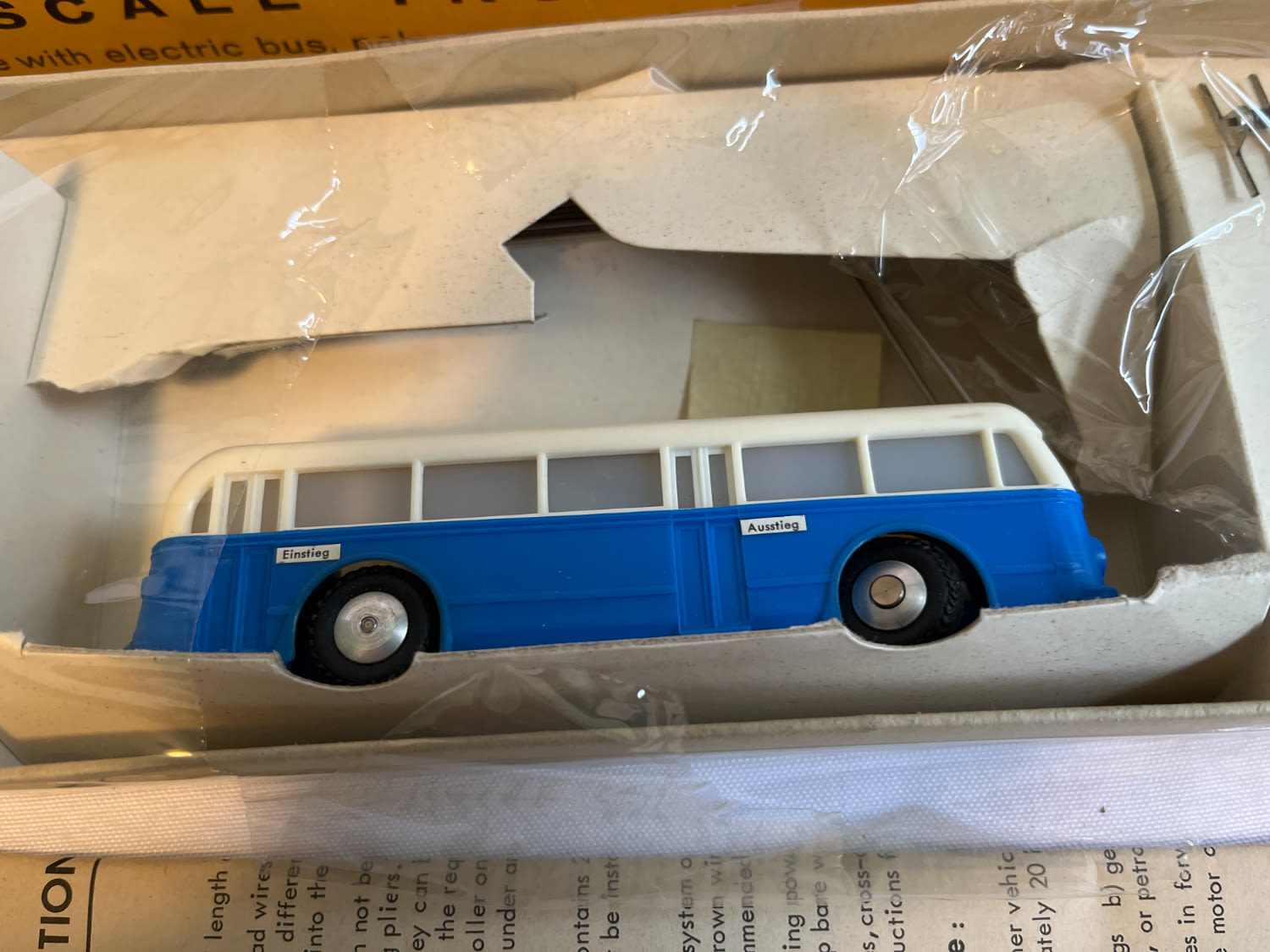 Lot 69 - AHM Eheim Set #4001 BLUE Mini Bus Set | The Lodge Auction House