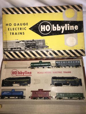 Lot 86 - Hobbyline Train Set 467 Pennsylvania RR | The Lodge Auction House