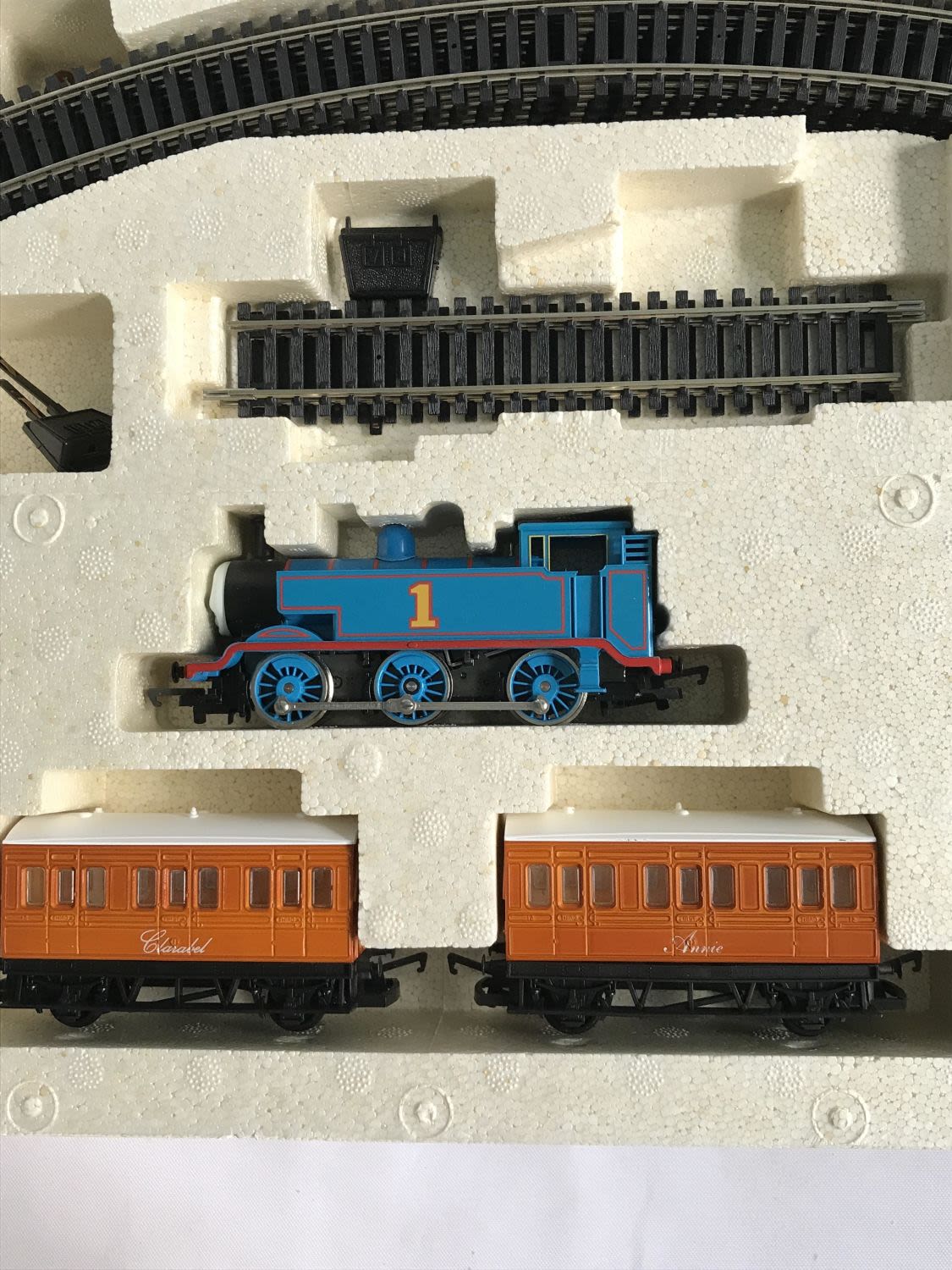 Lot 111 - Hornby Thomas The Tank Engine Passenger Electric | The Lodge ...