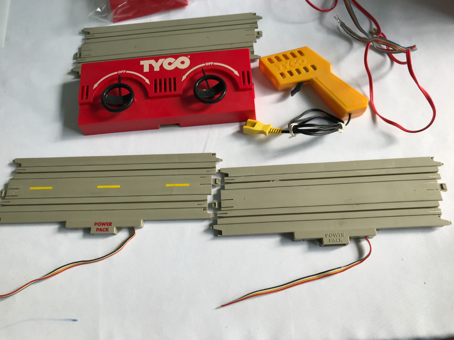 Lot 172 - TYCO Controls and Power Pack Tracks | The Lodge Auction House