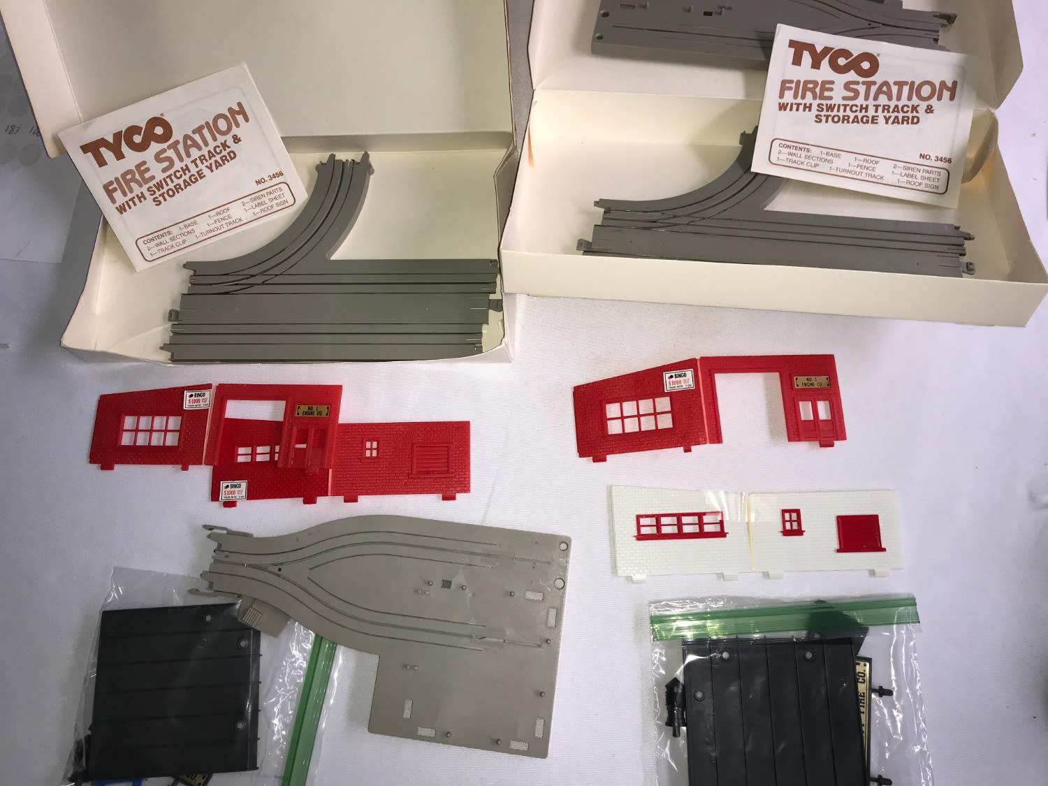 Lot 184 – TYCO Fire Station (2) w/ Switch Track & Storage – The Lodge ...